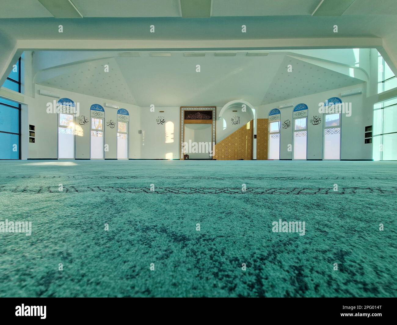 Vogosca modernand new mosque in Sarajevo, Bosnia and Herzegovina ...