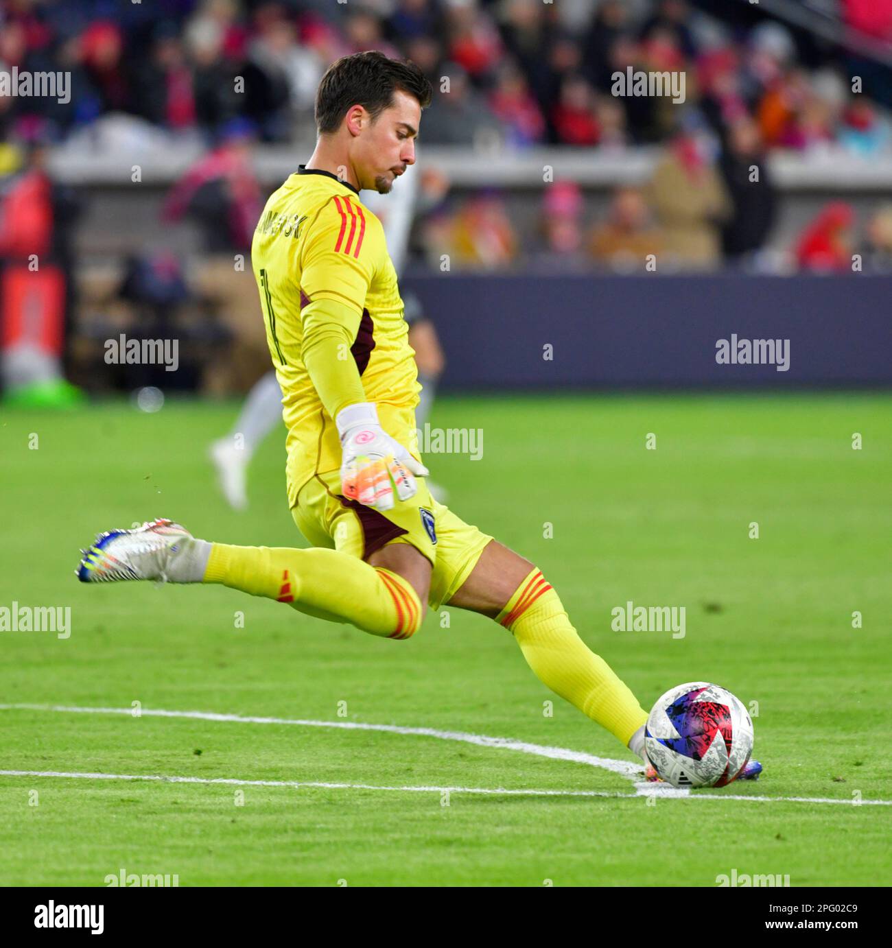 St. Louis, USA. 18th Mar, 2023. San Jose Earthquakes goalkeeper JT ...