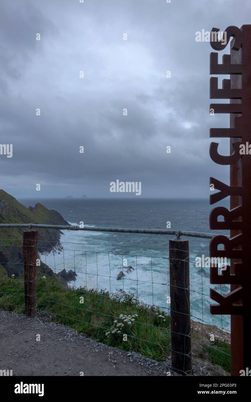 Kerry Cliffs, cliffs, Skellig Michael on the horizon, Country Kerry ...