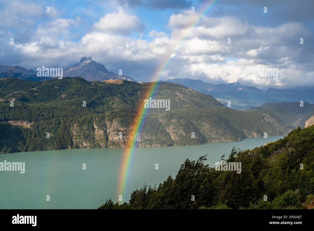 Lago verde chile hi-res stock photography and images - Alamy