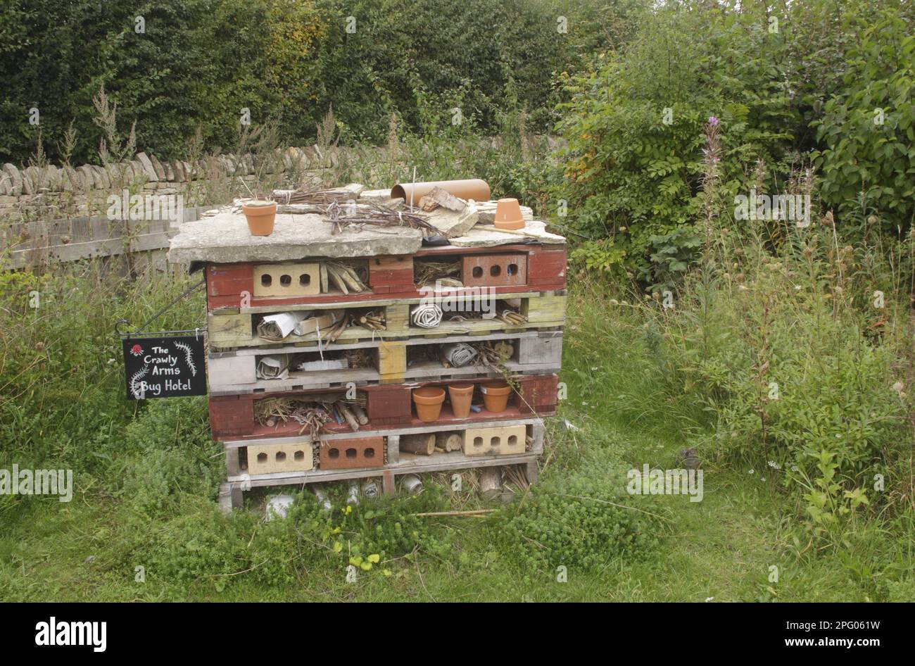 'Bug Hotel' artificial site created for invertebrates, Fairburn Ings ...