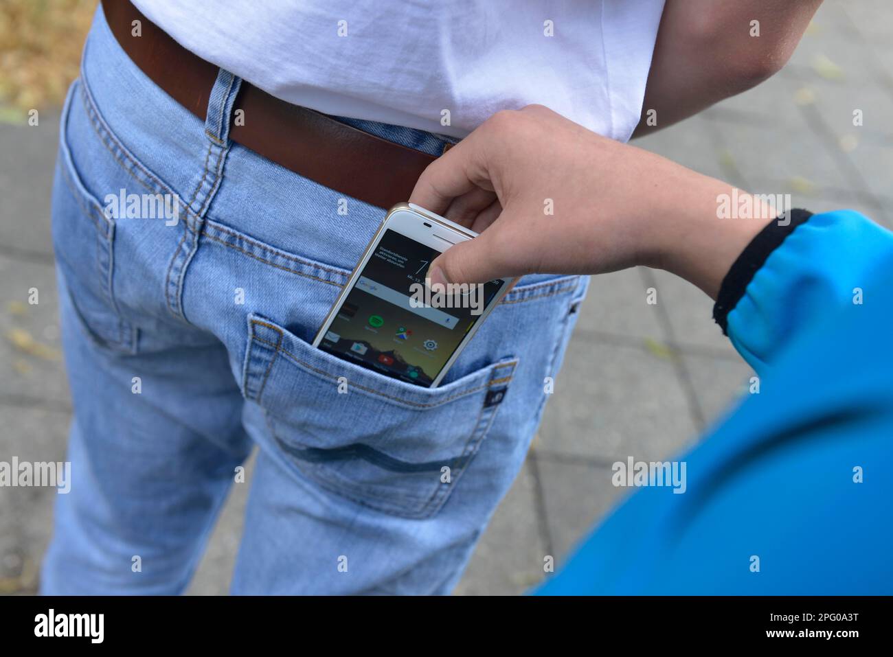 Symbol photo, pickpocketing Stock Photo - Alamy