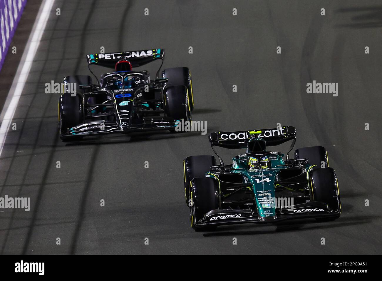 #14 Fernando Alonso (ESP, Aston Martin Aramco Cognizant F1 Team), #63 ...