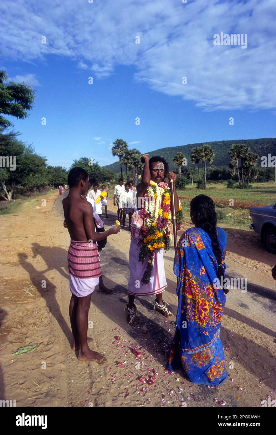 Poojari hi-res stock photography and images - Alamy