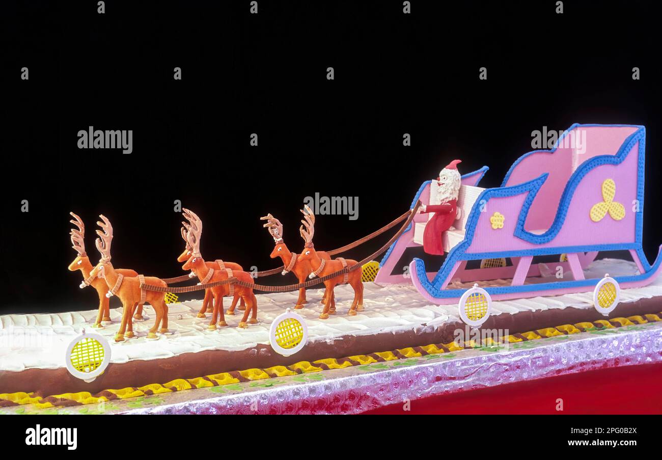 Indian santa claus hi-res stock photography and images - Alamy