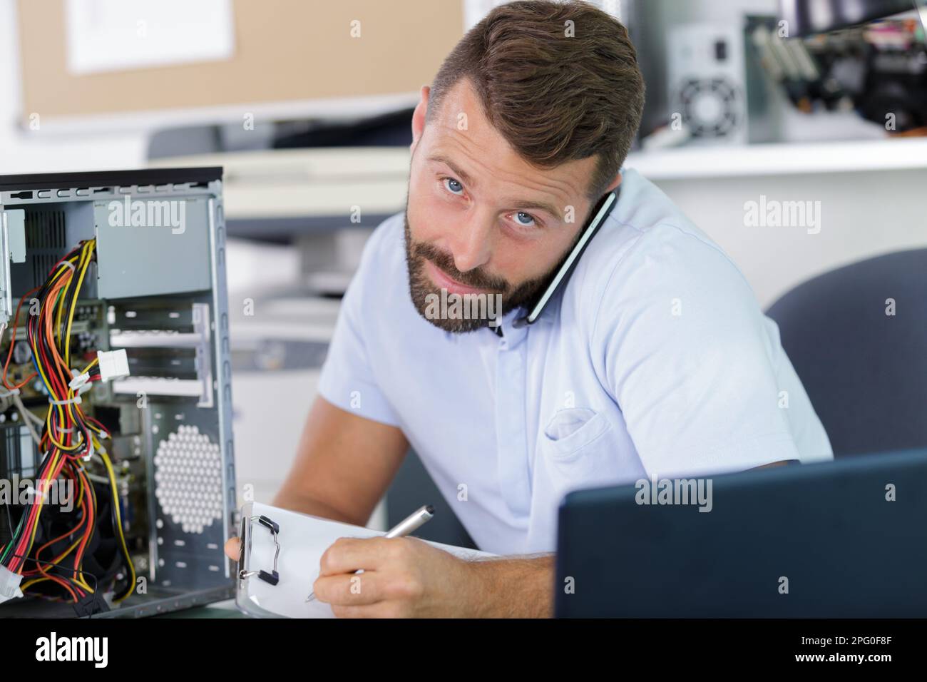Telephone exchange circuit board hi-res stock photography and images ...