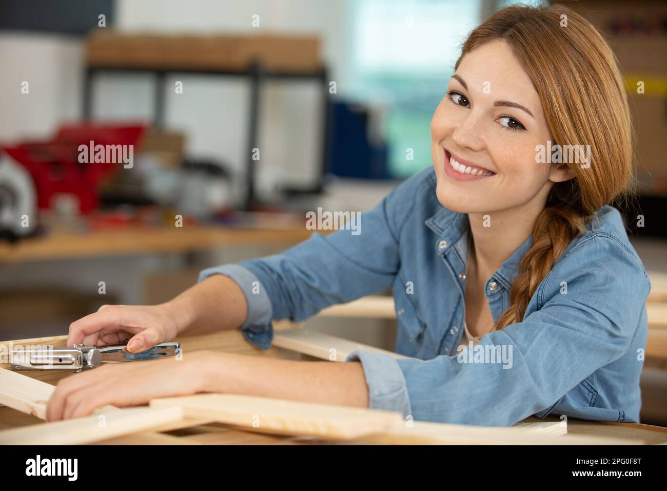 Young woman enjoying diy hi-res stock photography and images - Alamy