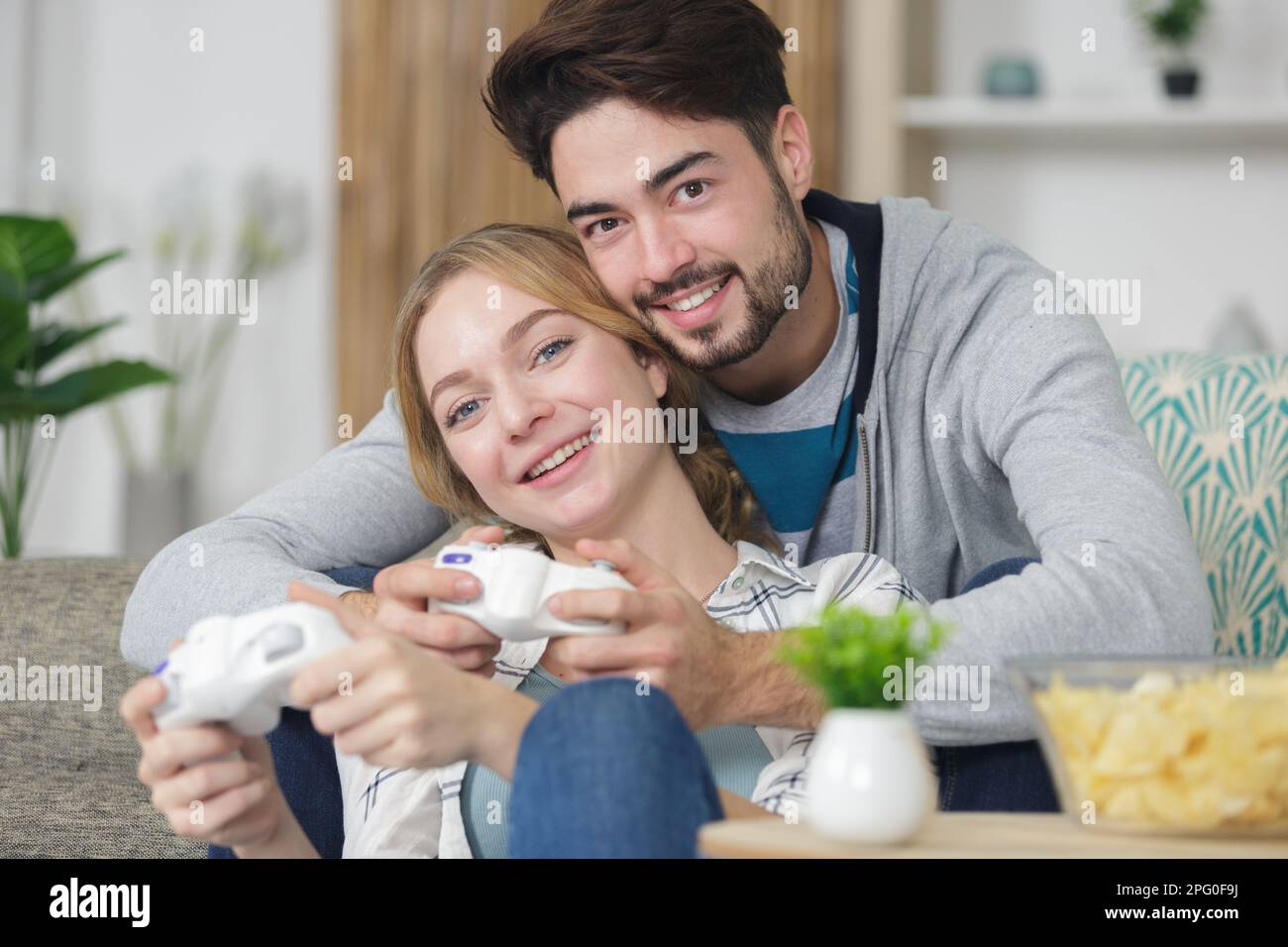 Video game lovers hi-res stock photography and images - Alamy