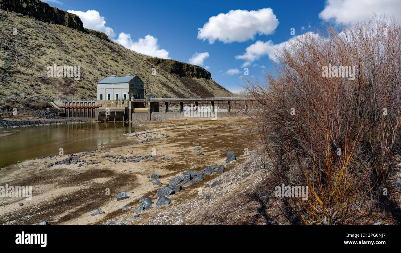 Boise River at low water levels behind a diversion dam Stock Photo - Alamy