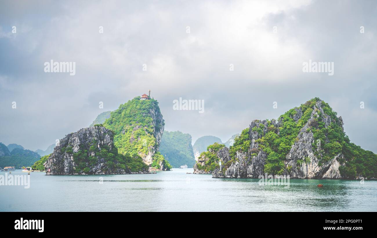Beautiful limestone karst islands of Ha Long Bay in Vietnam Stock Photo ...