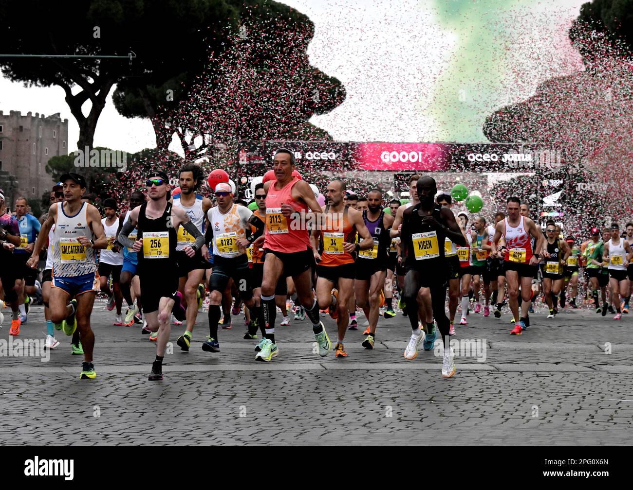 Rome, Italy. 19th Mar, 2023. Runners start during the 28th Rome ...