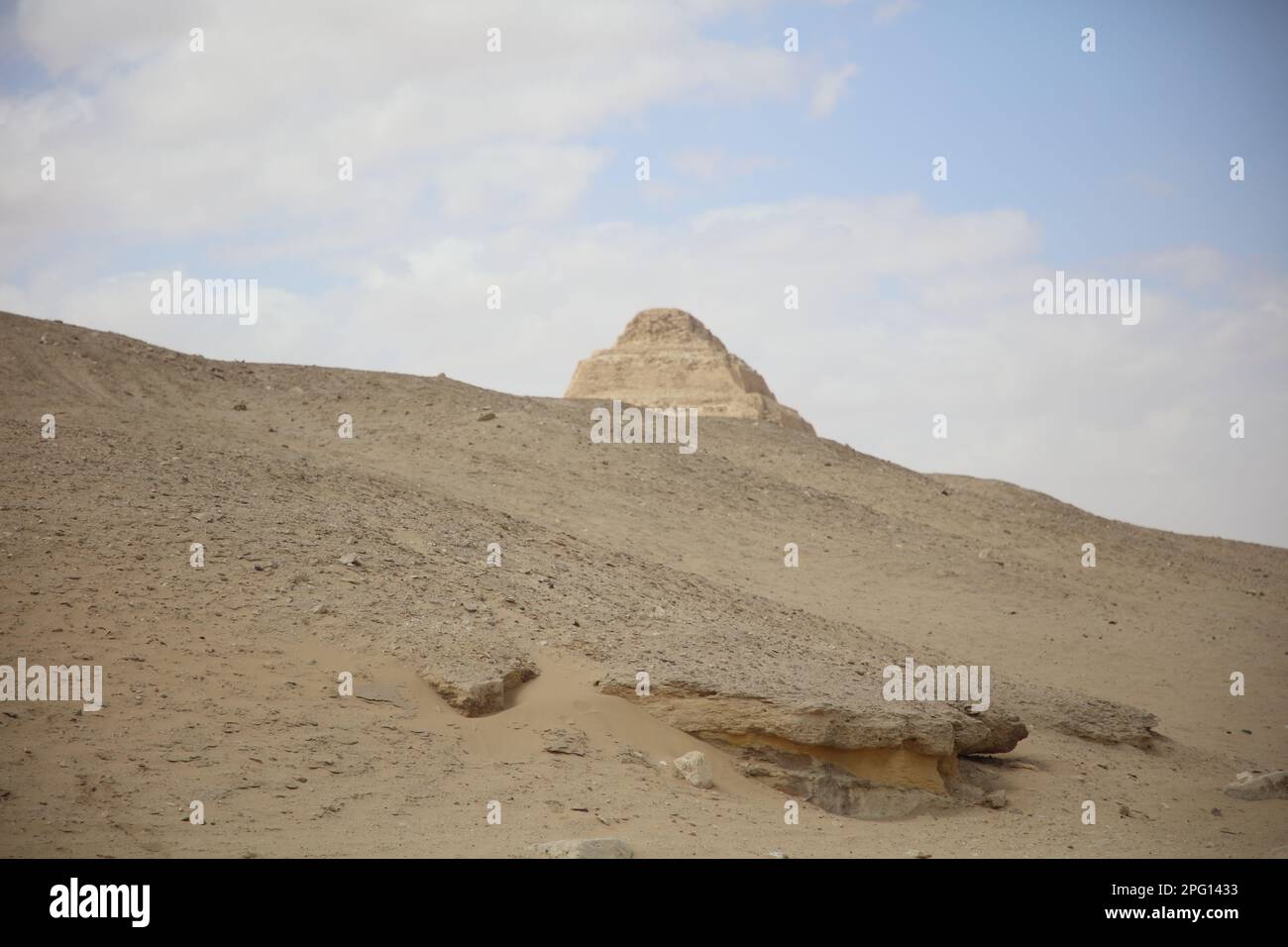 Sakara pyramid behind the desert Stock Photo - Alamy