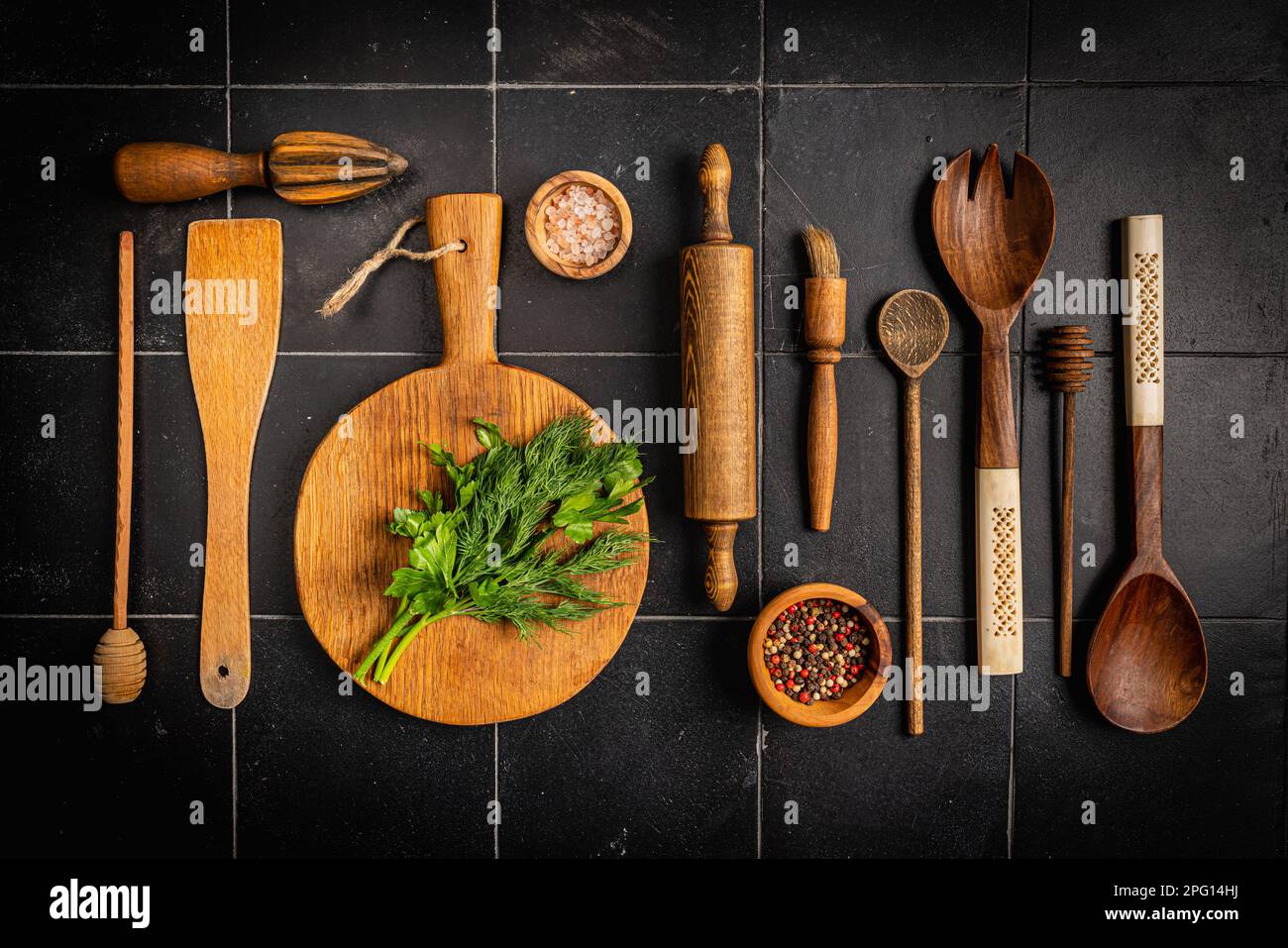 kitchen utensils or cooking tools Stock Photo - Alamy