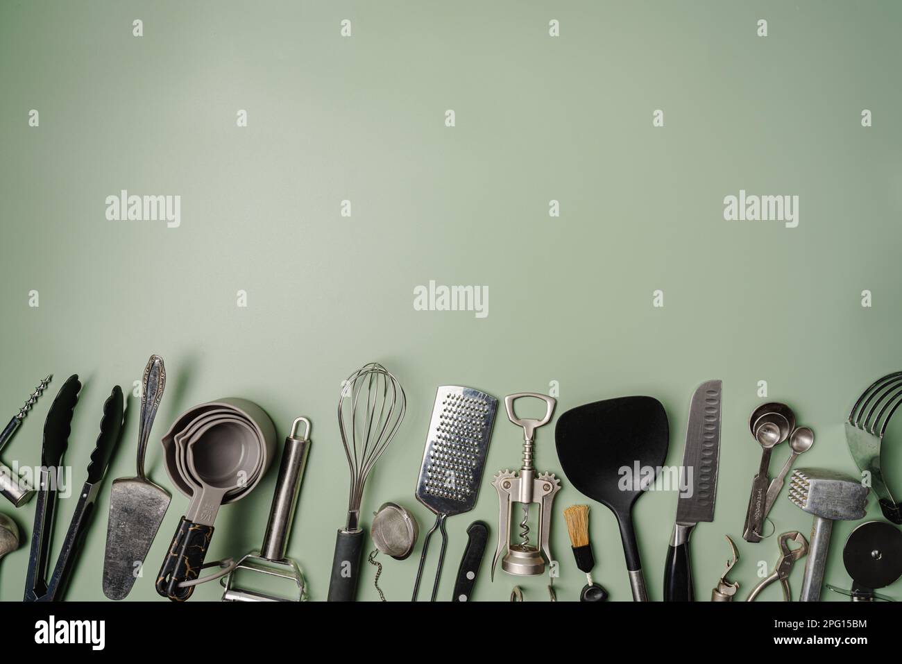 kitchen utensils or cooking tools Stock Photo - Alamy