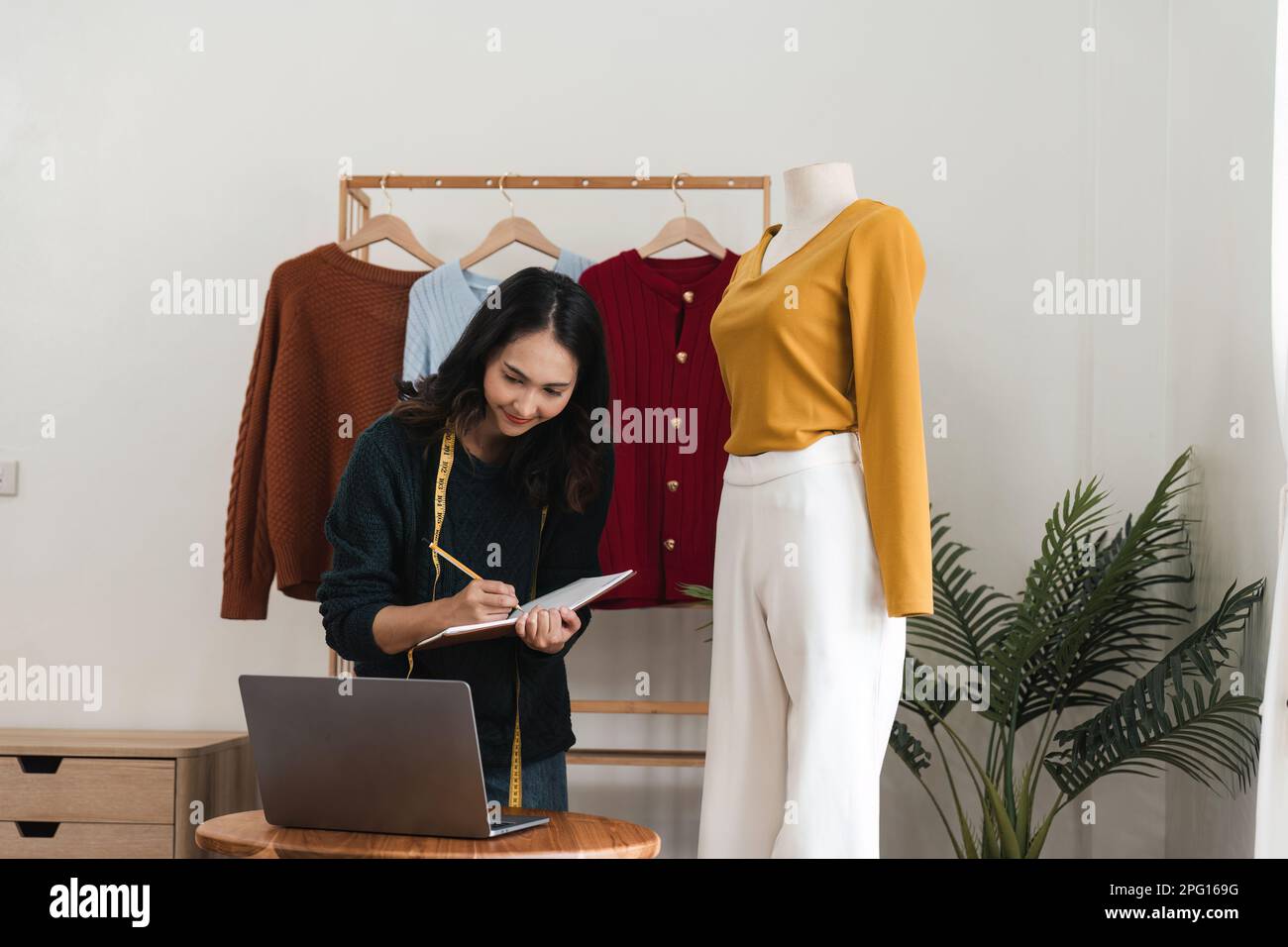 Female stylist Successful Fashion Business. Portrait of Smiling Asian ...