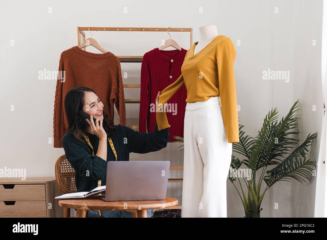 Female stylist Successful Fashion Business. Portrait of Smiling Asian ...