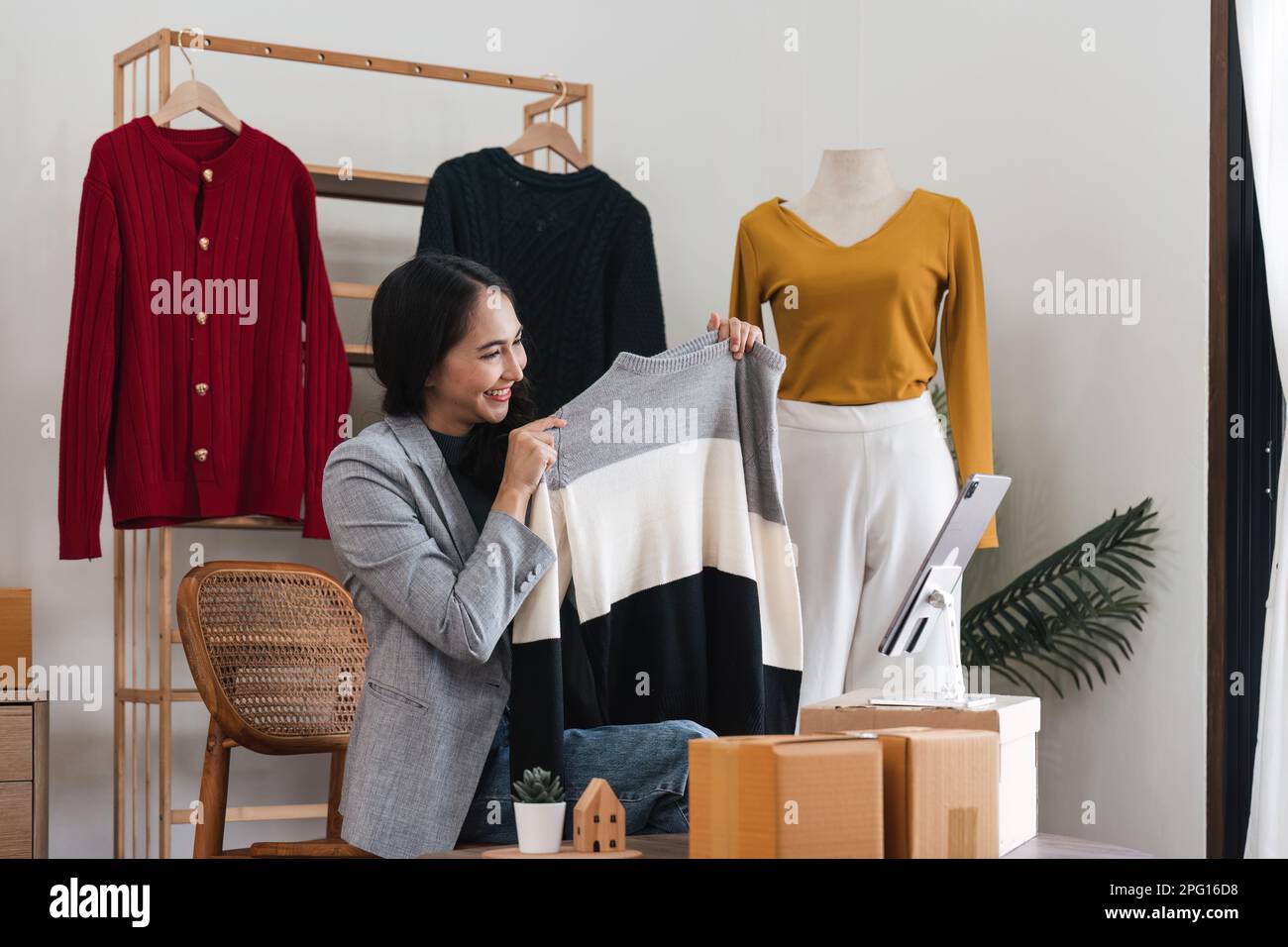 Female stylist Successful Fashion Business. Portrait of Smiling Asian ...