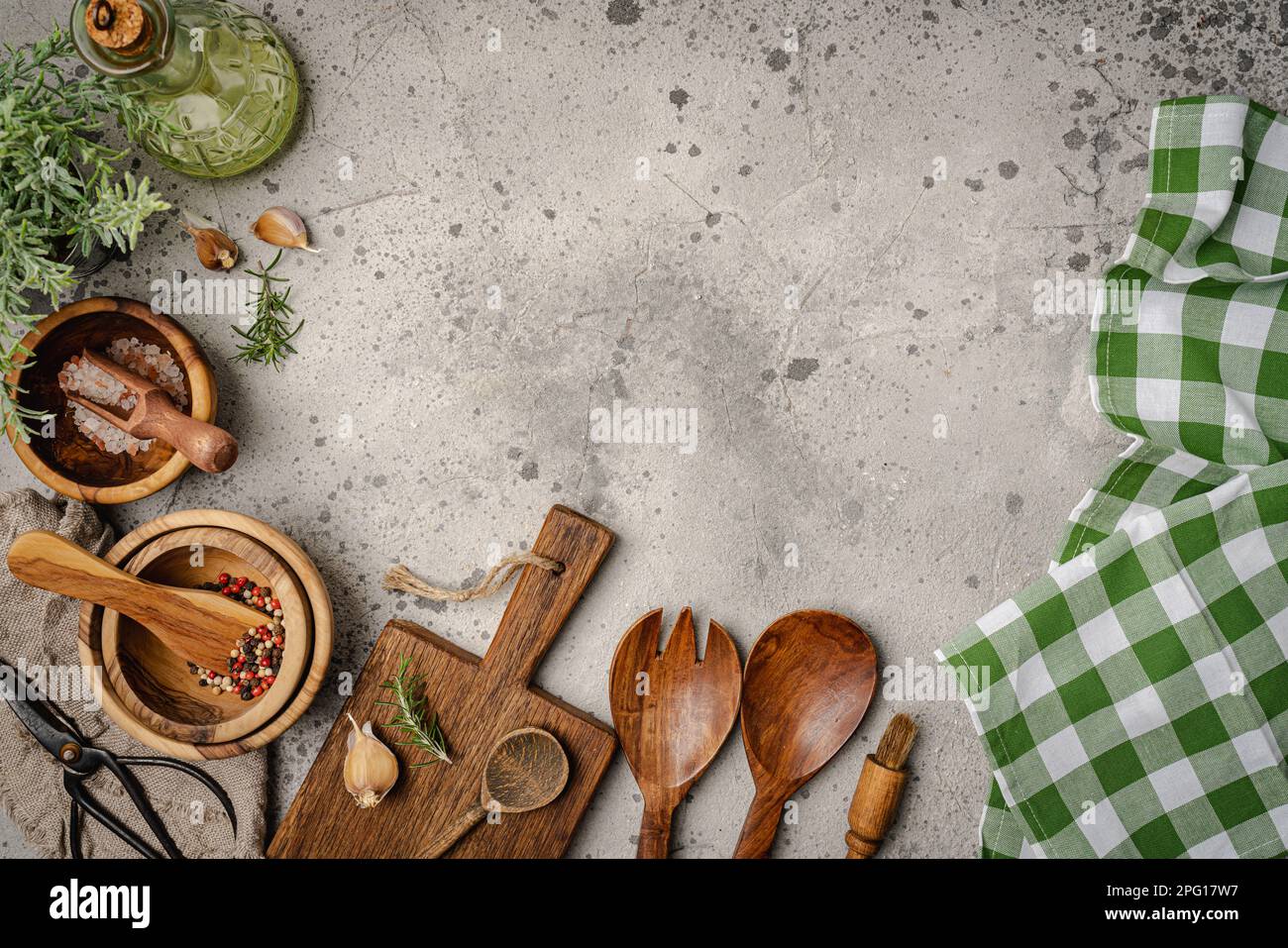 kitchen utensils or cooking tools Stock Photo - Alamy