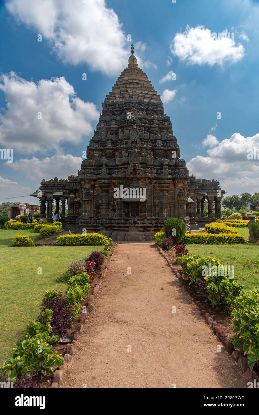 Mahadeva temple dedicated to Lord Shiva in Itagi in Koppal, Karnataka ...