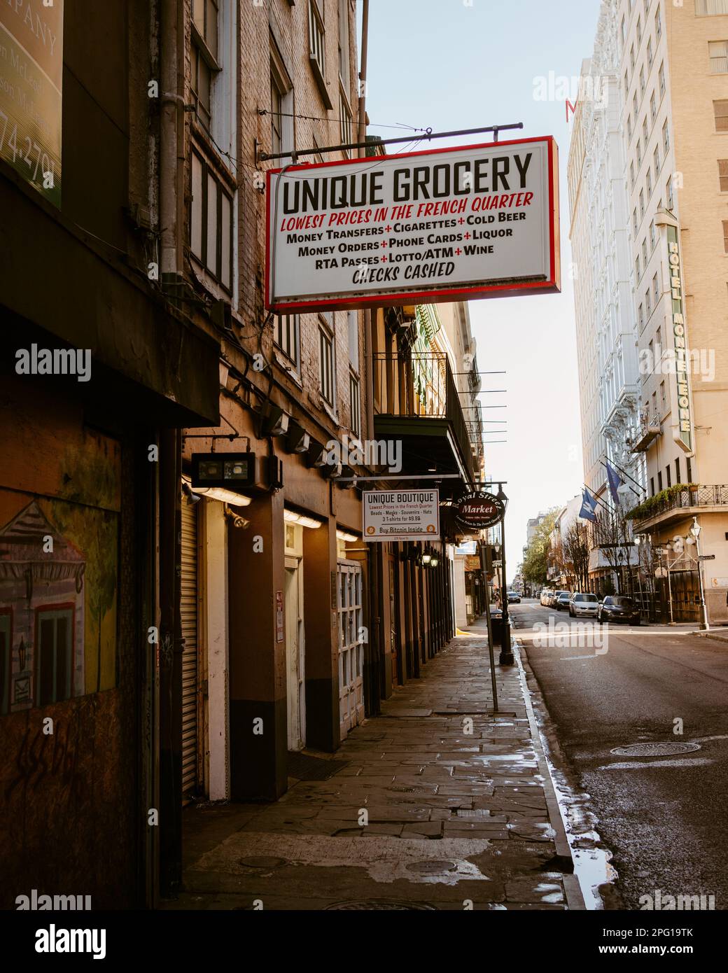 New orleans louisiana grocery store hi-res stock photography and images ...