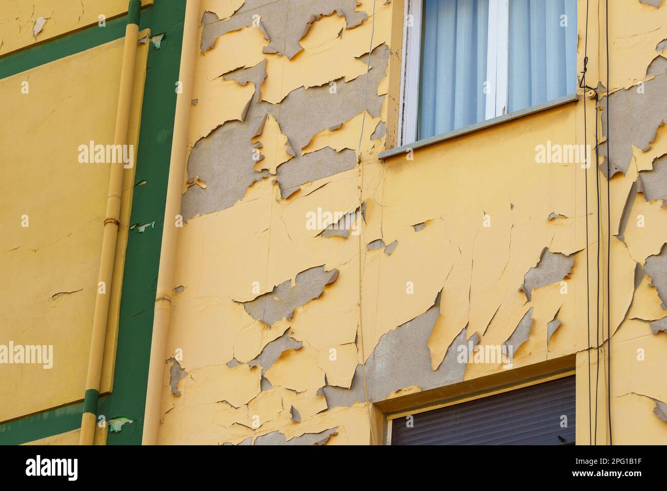 Building defects hi-res stock photography and images - Alamy