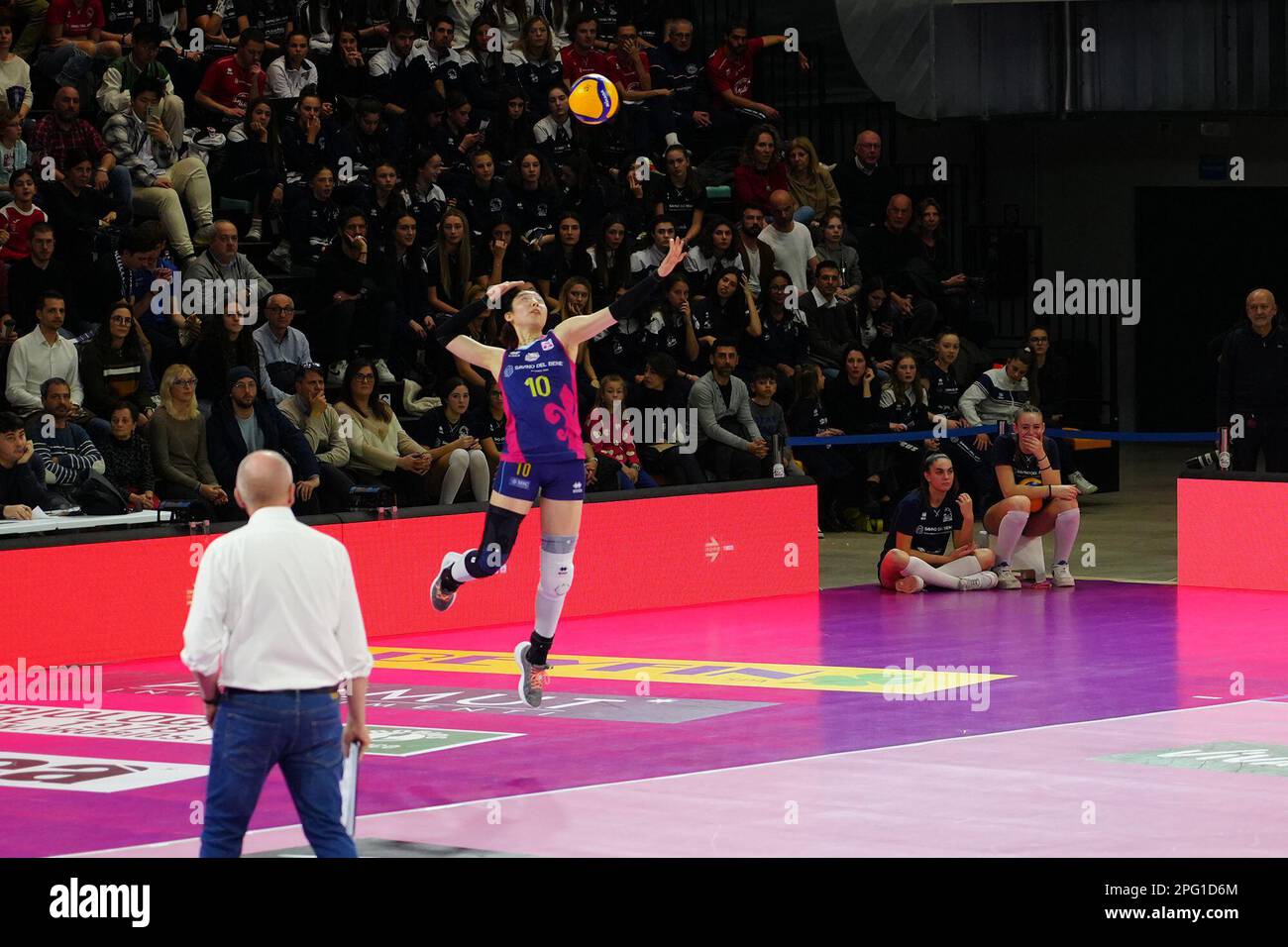 Scandicci. 19th Mar, 2023. Yao Di of Scandicci serves during the 23rd ...