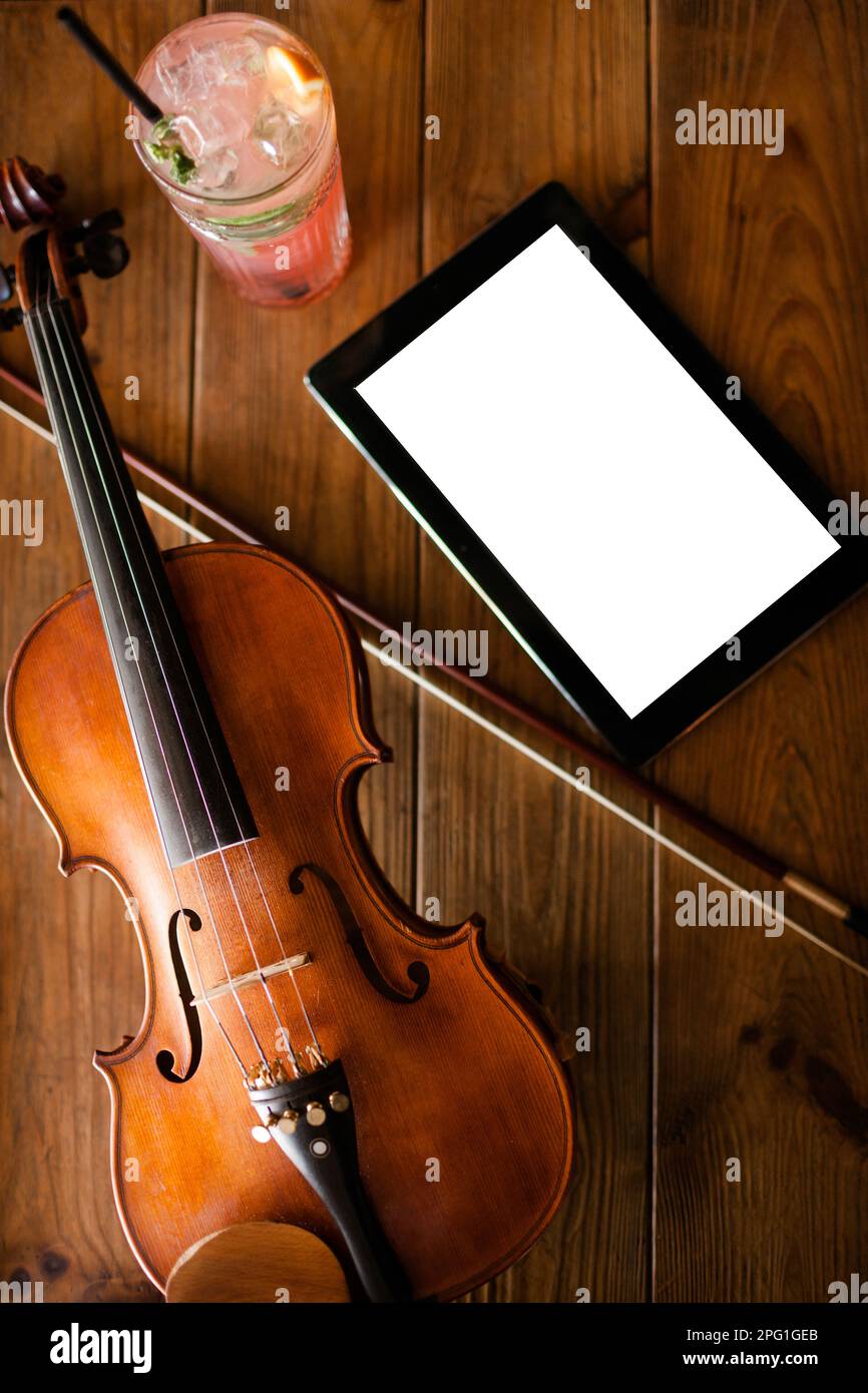 e-business advertisement violin musical instrument Stock Photo - Alamy