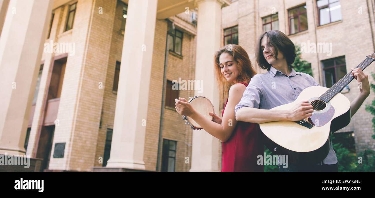 Alternative dance music hi-res stock photography and images - Alamy