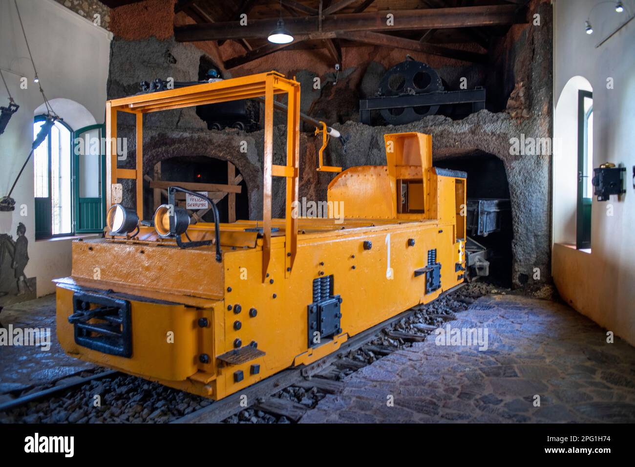 Casa 21 minery museum, Old mining train in the Mining Museum, RioTinto ...
