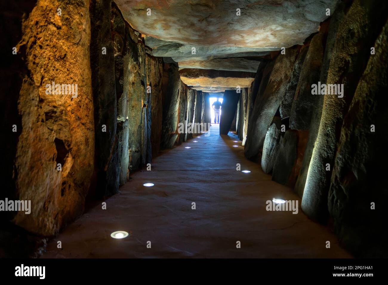 Dolmen de Soto de Trigueros, Corridor from entrance view, Trigueros ...
