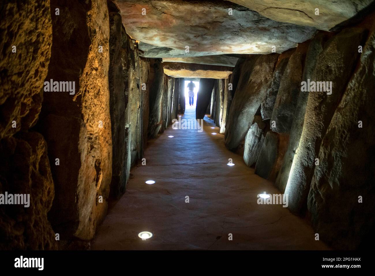 Dolmen de Soto de Trigueros, Corridor from entrance view, Trigueros ...
