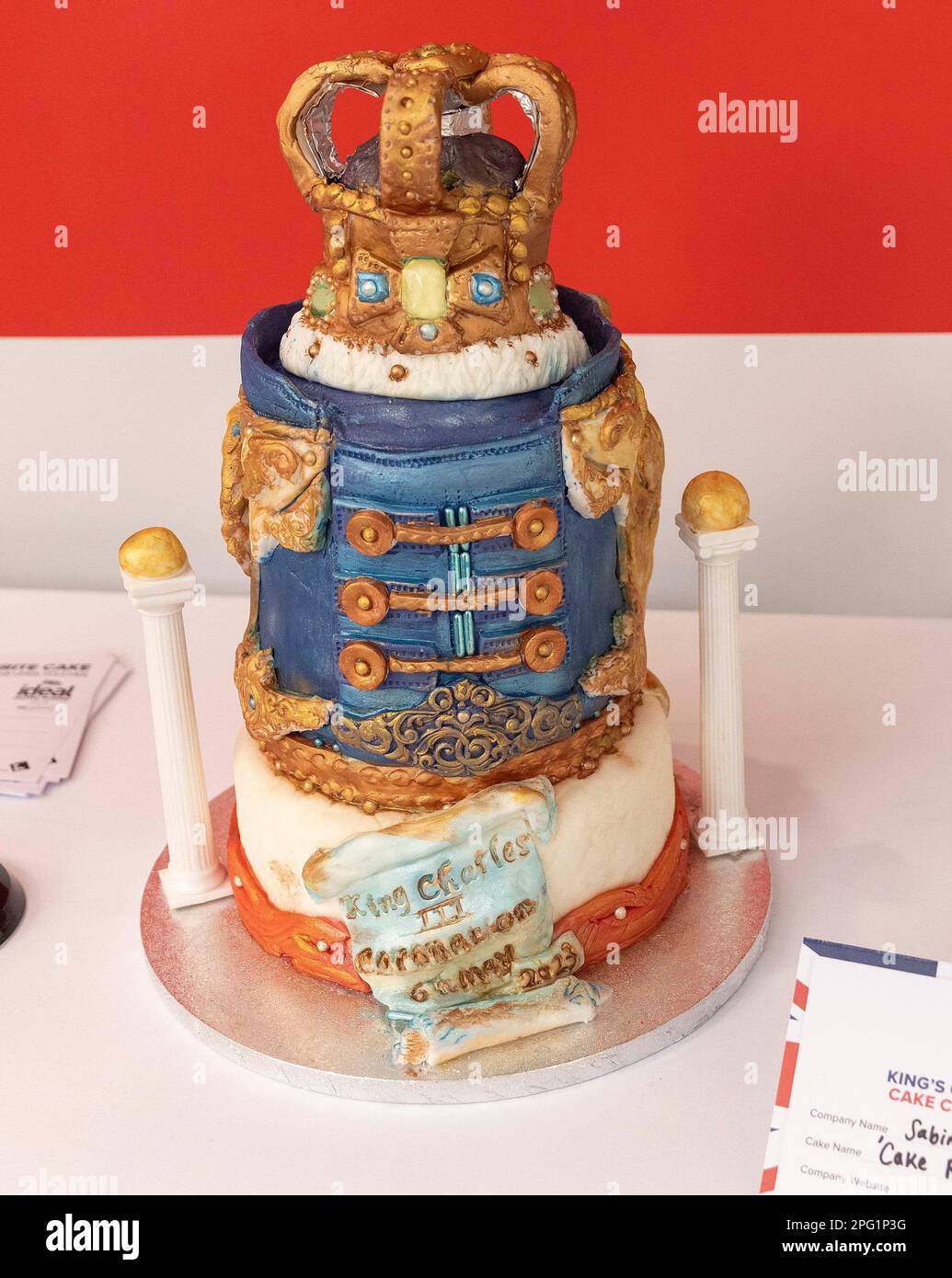 King charles coronation cakes hi-res stock photography and images - Alamy