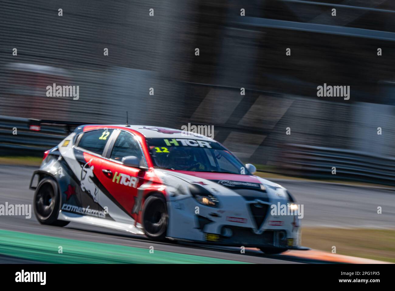 #12 Alfa Romeo Giulietta Veloce, Romeo Ferraris Team, H-TCR Stock Photo ...