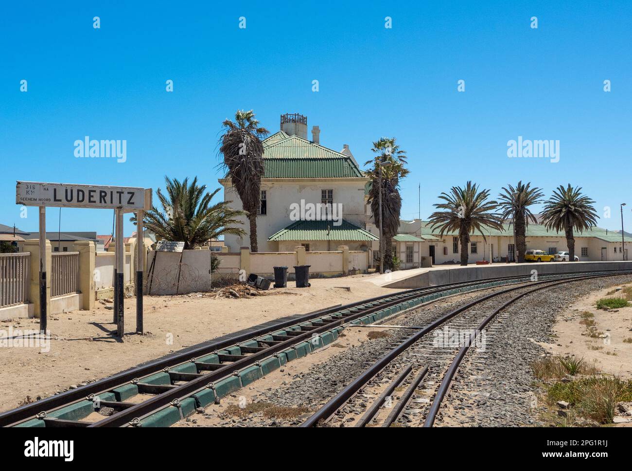 Street scene from Lüderlitz, an old German colony style coast town ...