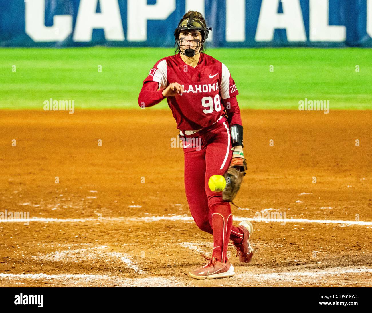 Oklahoma City, Oklahoma, USA. 18th Mar, 2023. Oklahoma's Jordy Bahl (98 ...