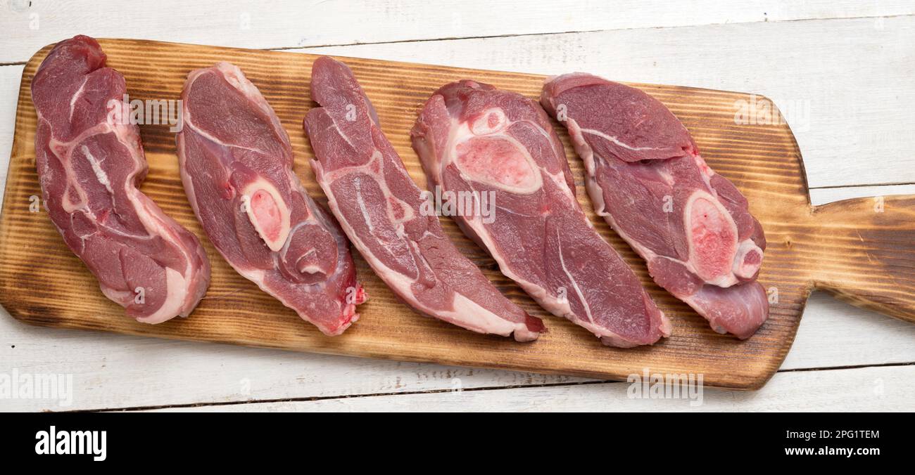 Fresh bone cross section hi-res stock photography and images - Alamy