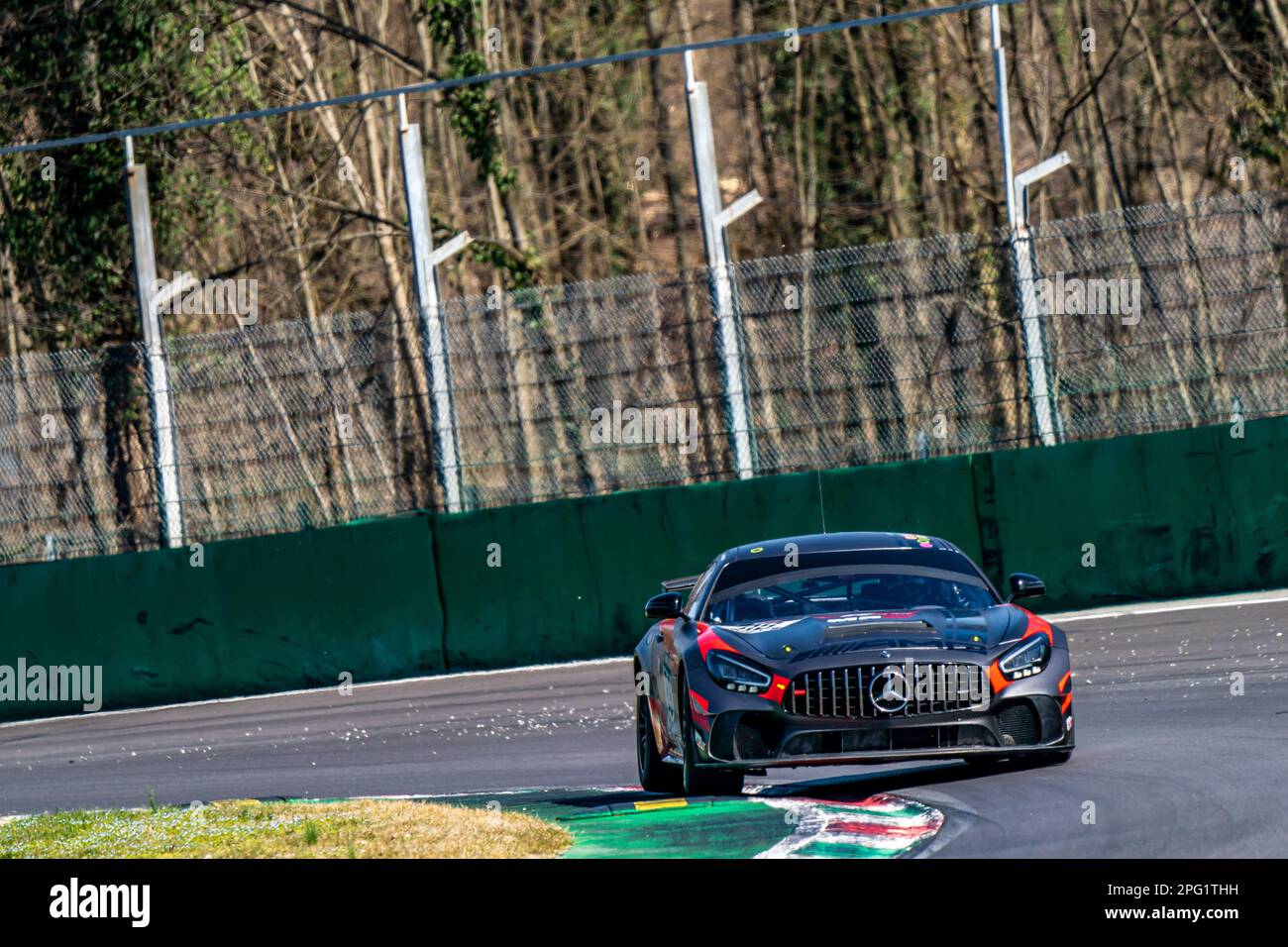 Mercedes amg gt4 hi-res stock photography and images - Alamy