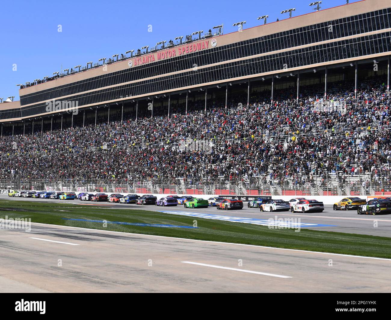 ATLANTA, GA - MARCH 19: The field takes the green flag during the ...