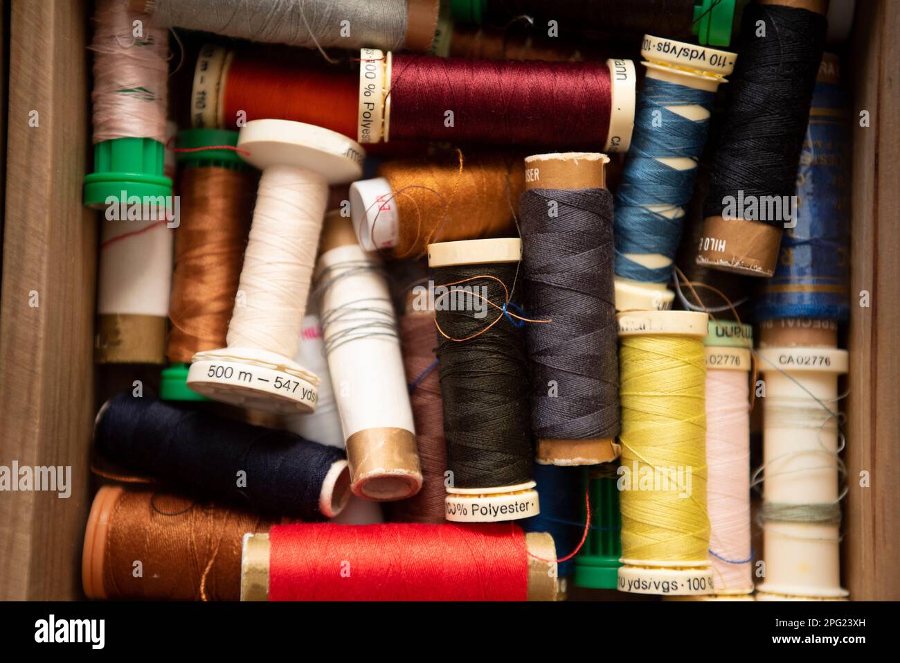 Colors to sew clothes hi-res stock photography and images - Alamy