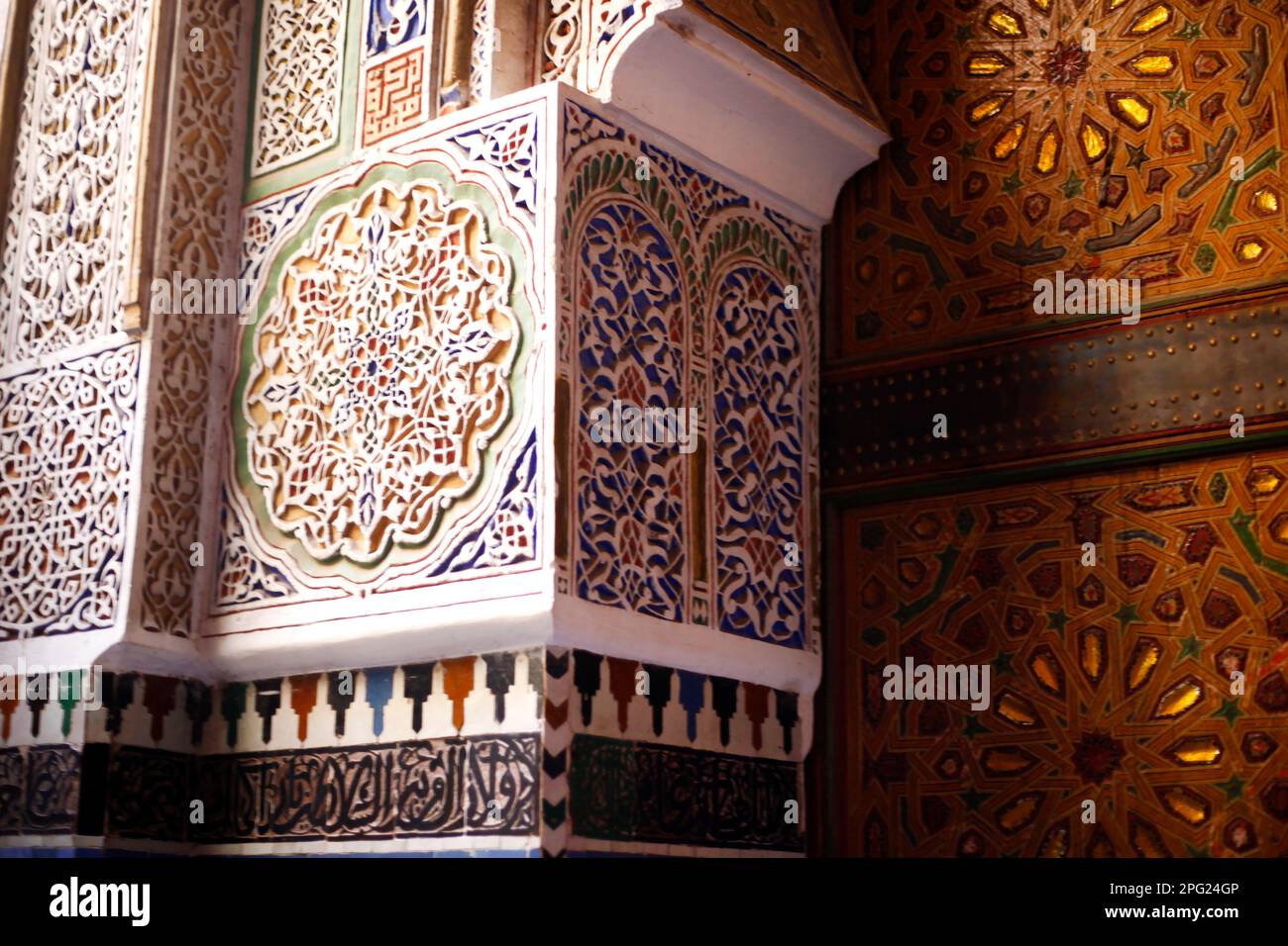 Bronze patterns hi-res stock photography and images - Alamy