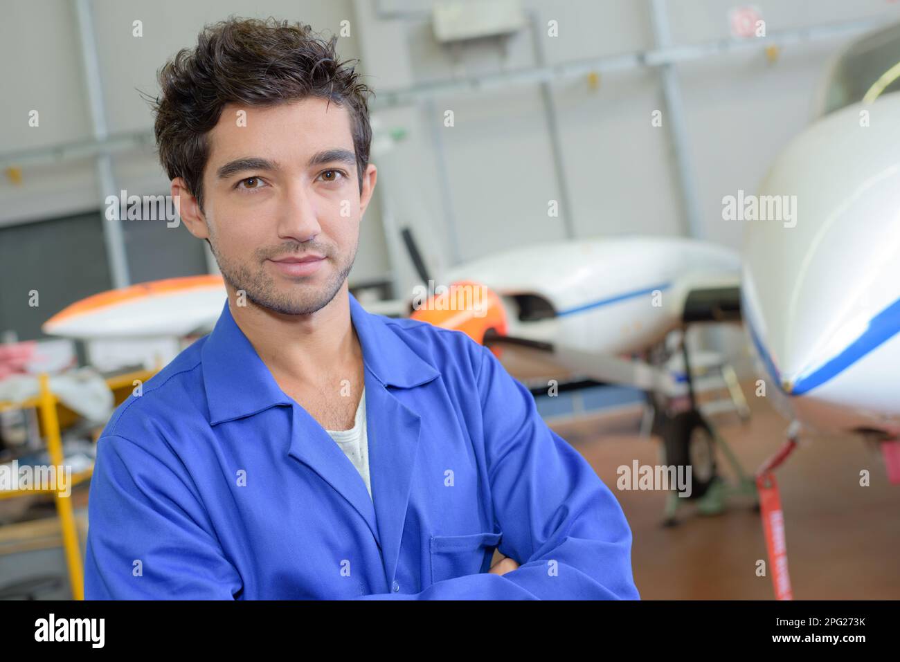 Man in first class plane hi-res stock photography and images - Alamy