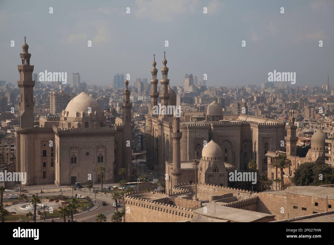 Egypt cairo hassan mosque hi-res stock photography and images - Alamy