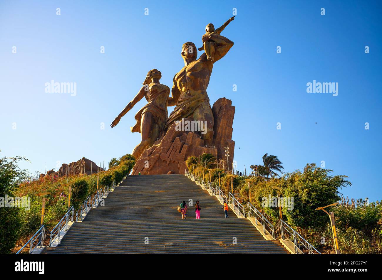 African renaissance statue hi-res stock photography and images - Alamy