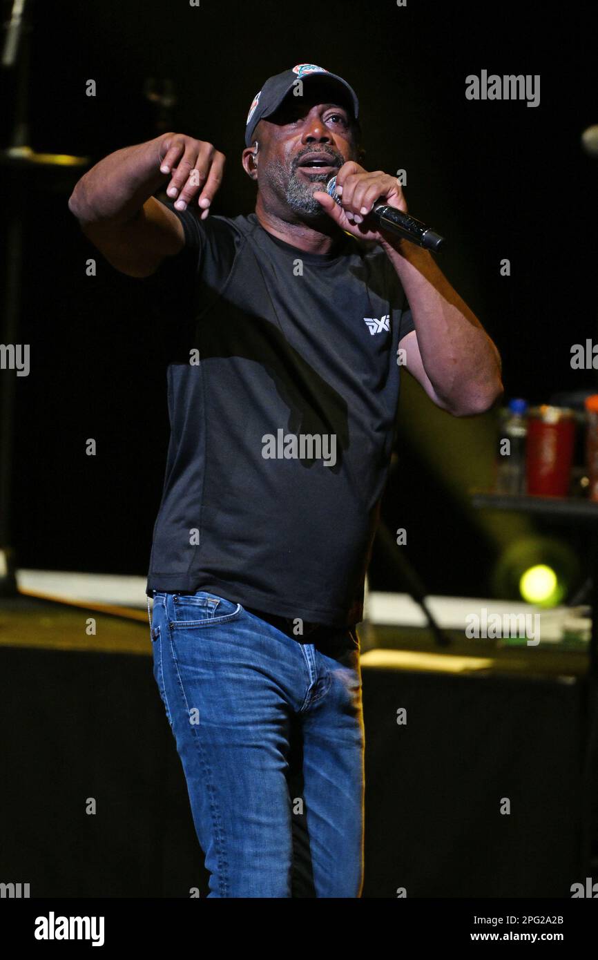 HOLLYWOOD FL - MARCH 19: Darius Rucker performs during the Starting ...
