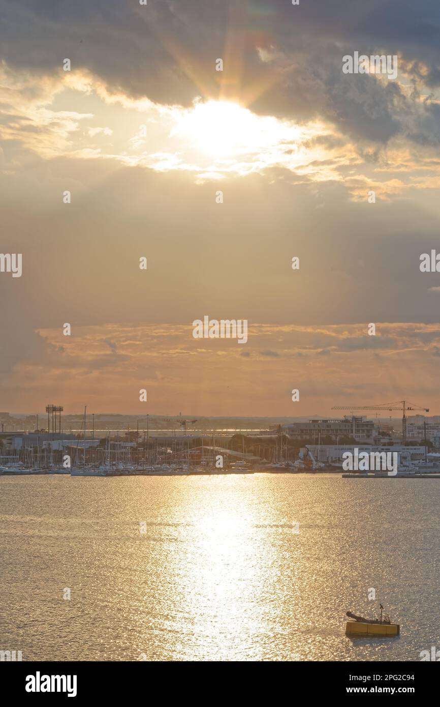 Amazing sunset view port hi-res stock photography and images - Alamy