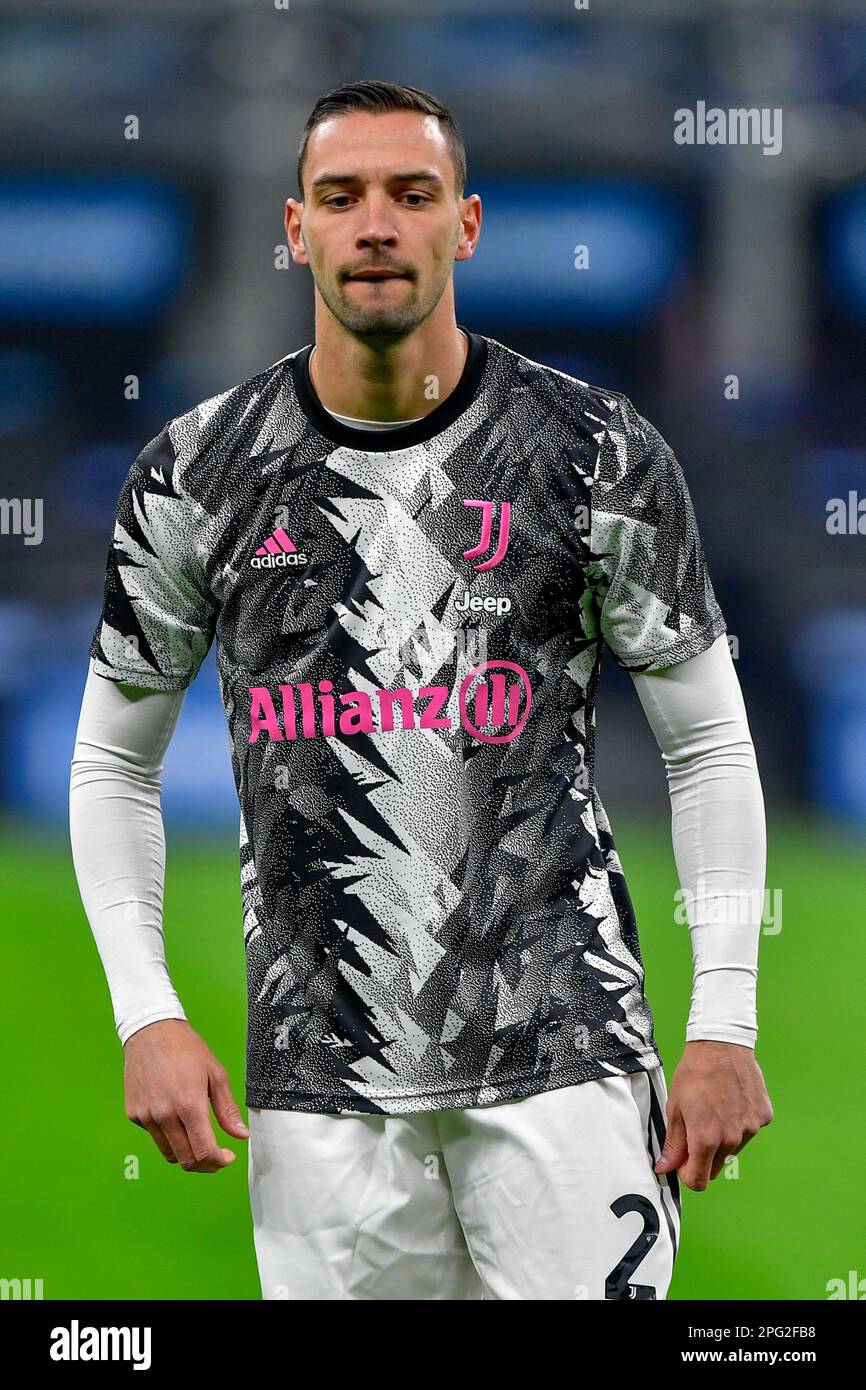 Milano, Italy. 19th Mar, 2023. Mattia De Sciglio (2) of Juventus is ...