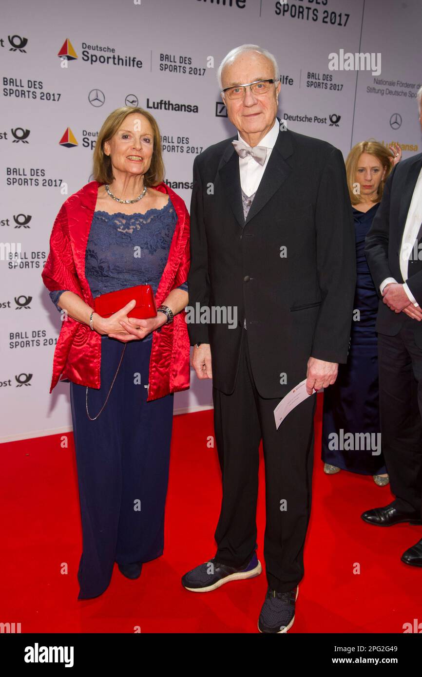 Wife of fritz pleitgen hi-res stock photography and images - Alamy