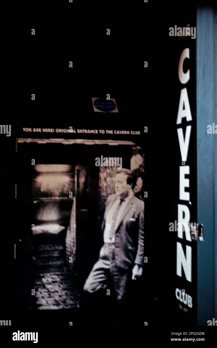 Original site entrance to cavern club hi-res stock photography and ...