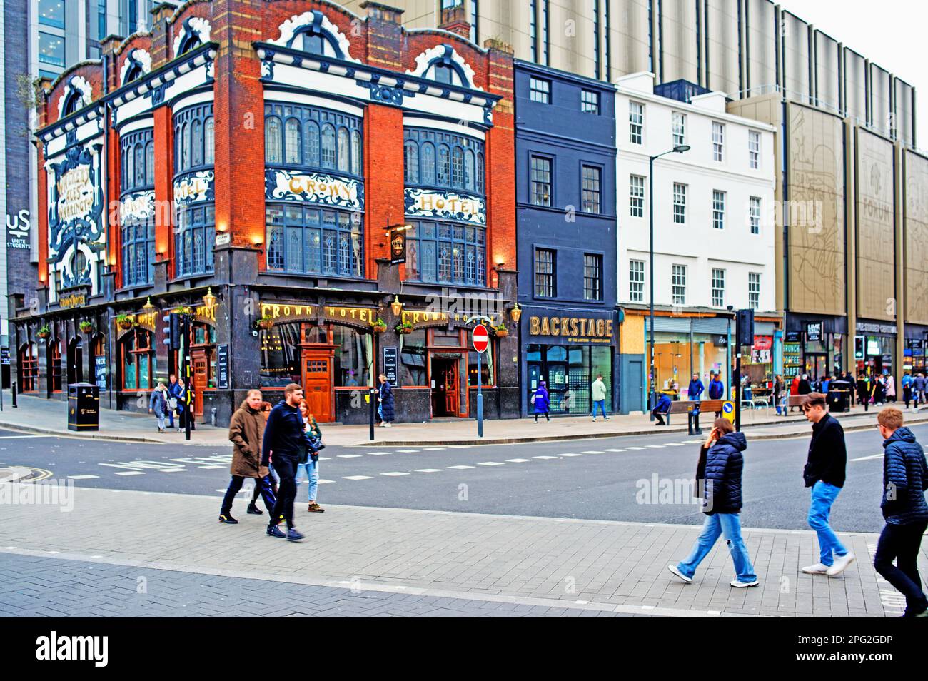 The Crown Hotel, Lime Street, Liverpool, England Stock Photo - Alamy