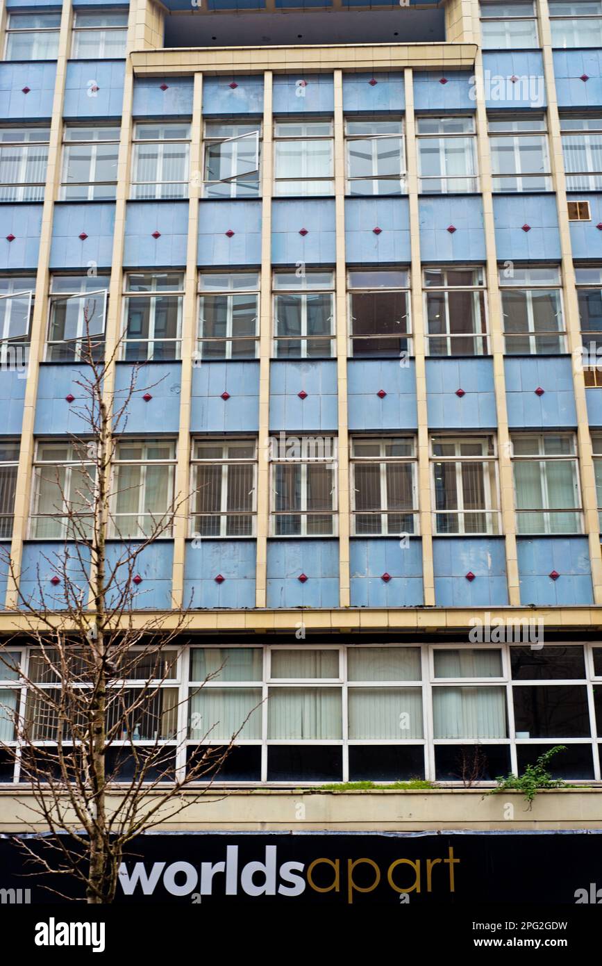 Comic shop hi-res stock photography and images - Alamy